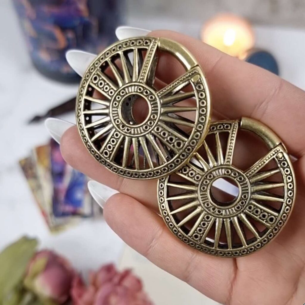 Wheel of Time Hangers - Maedusa Body Jewelry